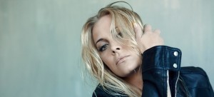 Full Concert: Anouk, Live at Gelredome - .: Maxazine
