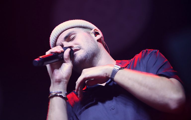 Greg Taro - Stefanie Portegies 1 - .: Maxazine